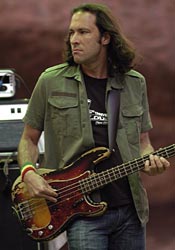 Andy Hess Joins Rhythm Devils for Summer Tour – No Treble