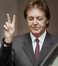 Paul McCartney Named as 2010 Kennedy Center Honoree – No Treble