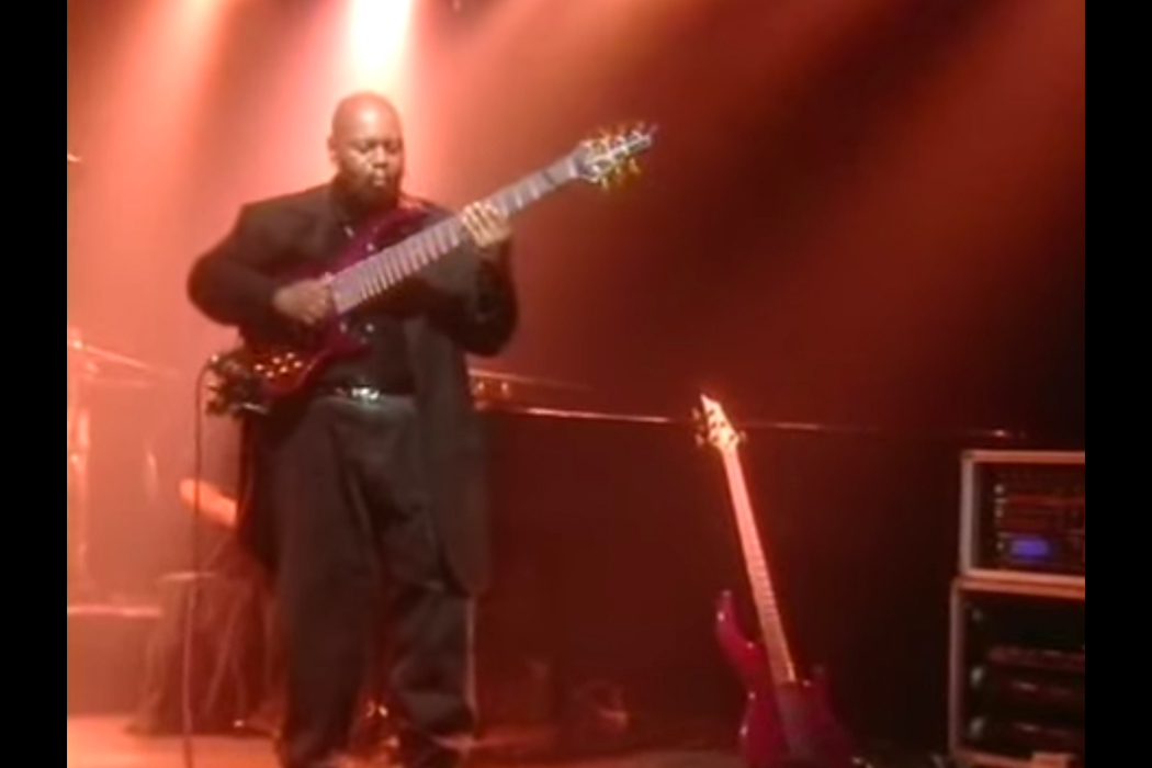 Bill “The Buddha” Dickens: Funk Bass (and Beyond) – No Treble