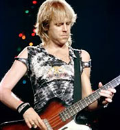 Tom Hamilton Auctions Bass Lesson For Charity – No Treble