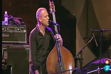 Avishai Cohen Trio: Avraham Avinu (Live) – No Treble