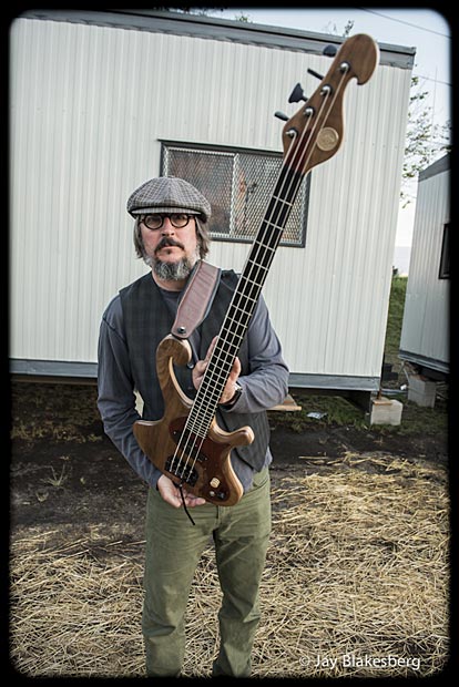 Les Claypool Auctions Personal Pachyderm Prototype Bass – No Treble