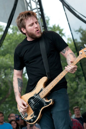 Andrew Seward Leaves Against Me! – No Treble