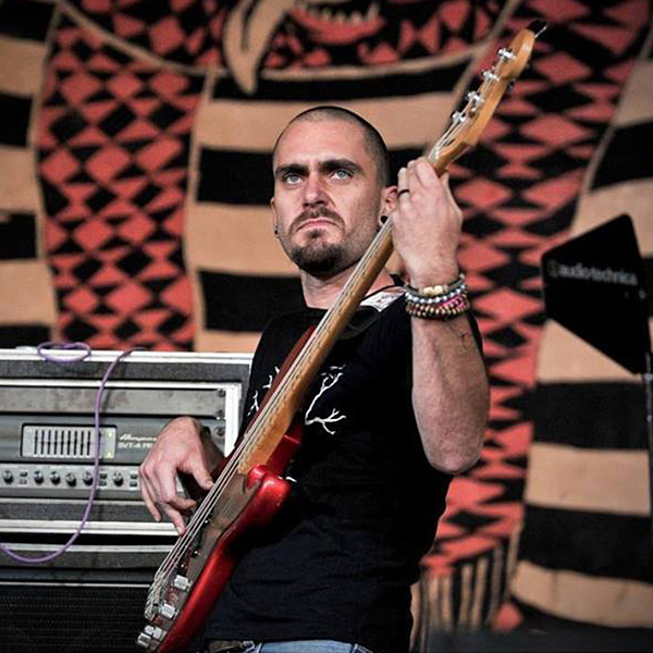 Reader Spotlight: Clint Warren Falconer – No Treble