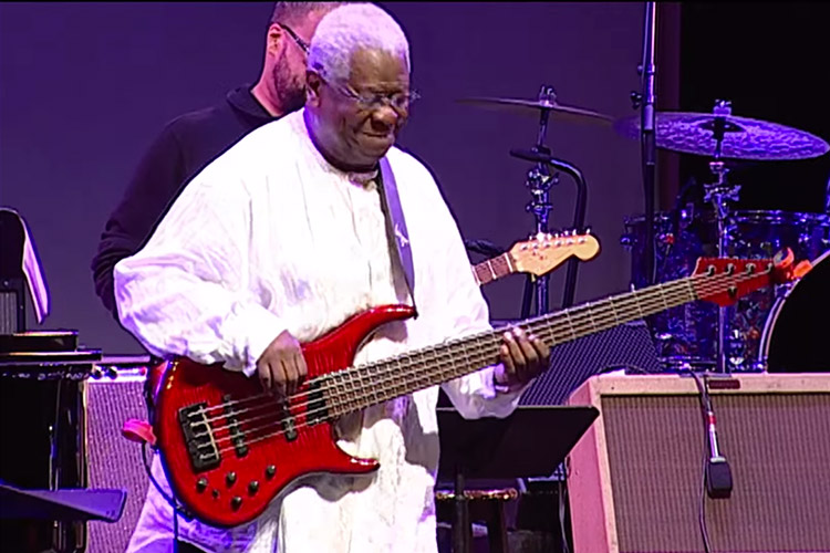 Abraham Laboriel Sr. and Sons: Quiet Space – No Treble