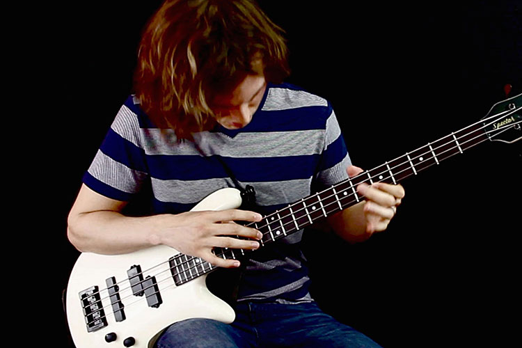 Nathan Navarro: The Beatles’ “Because” Solo Bass Arrangement – No Treble