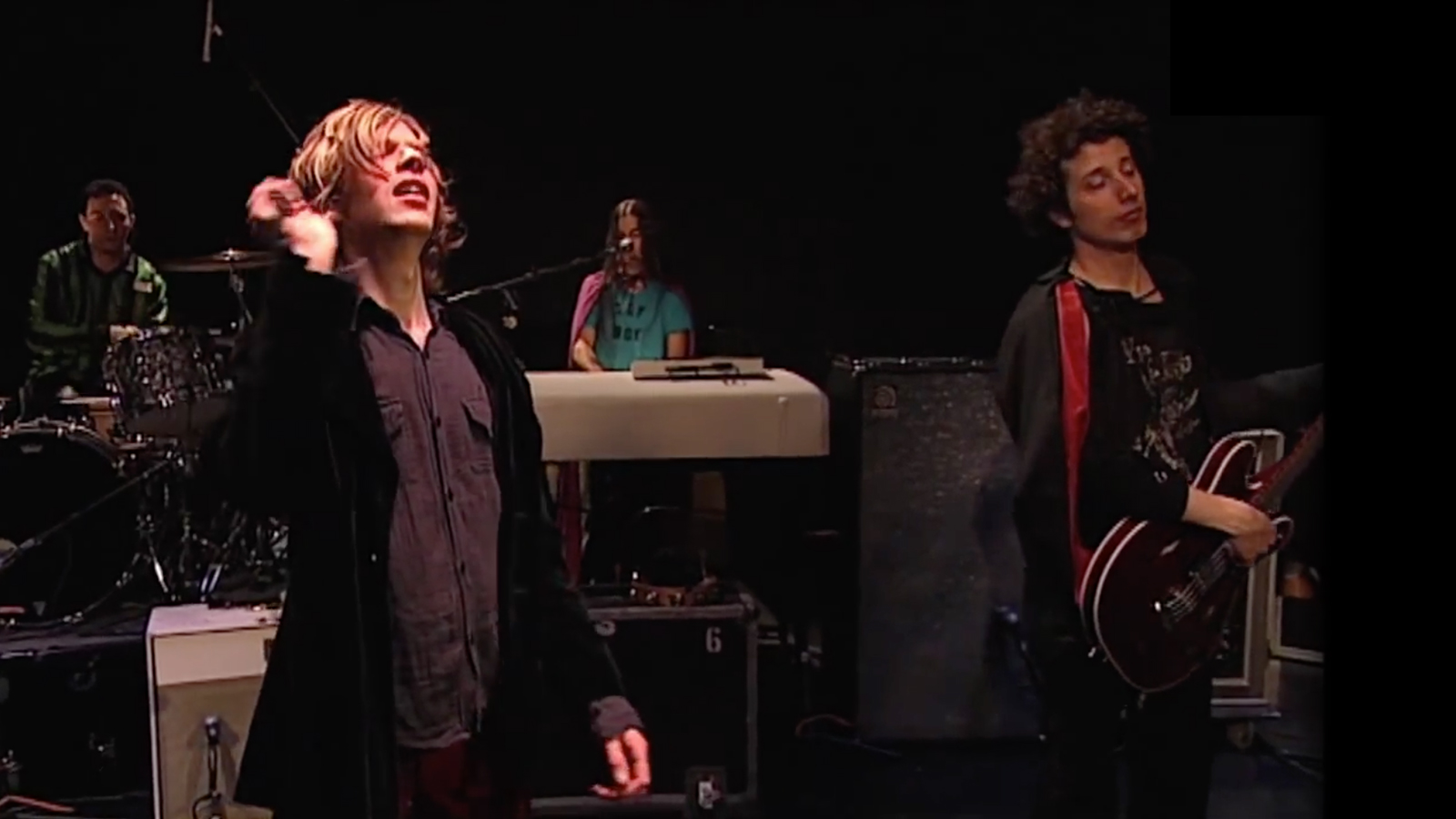 Beck: Debra, Live (1999) – No Treble