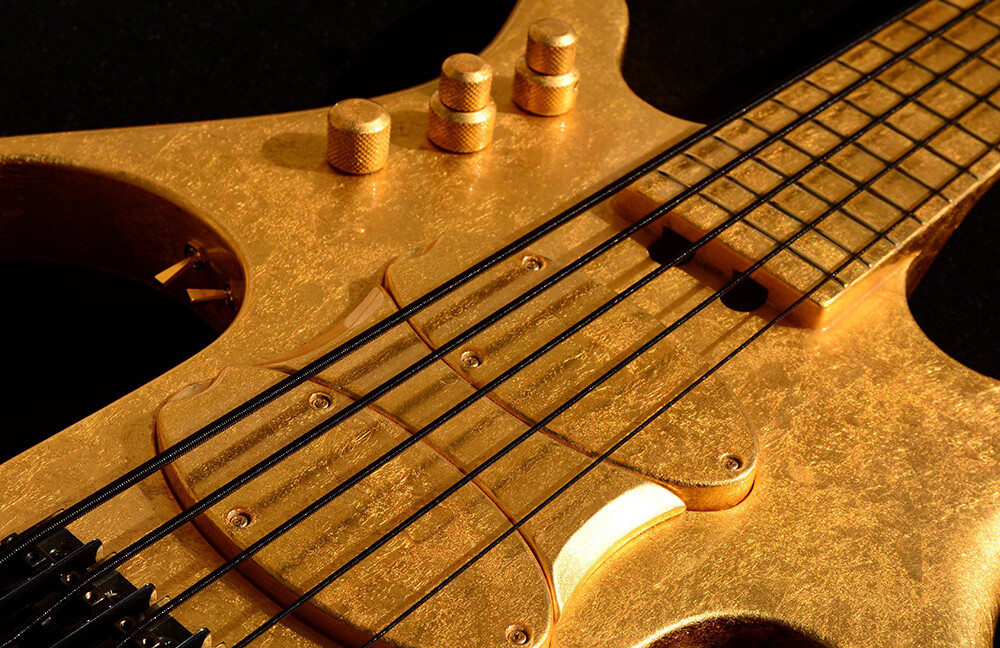 Bass of the Week: Lairat Basses Stega Gold – No Treble