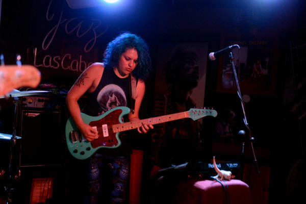 Julie Slick – No Treble