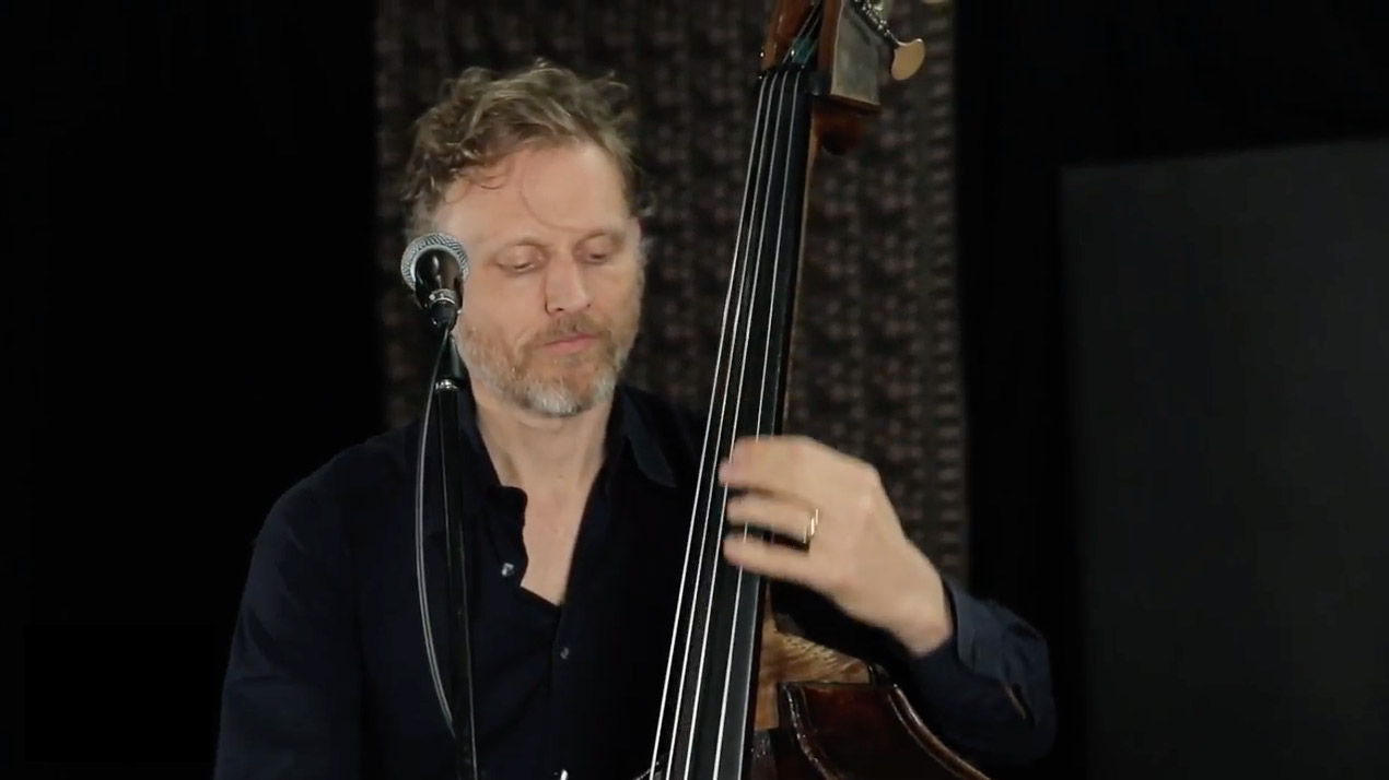 The Wood Brothers: River Takes The Town (Live) – No Treble