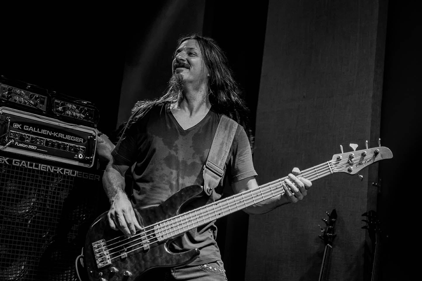 Bass Players To Know: Bryan Beller – No Treble