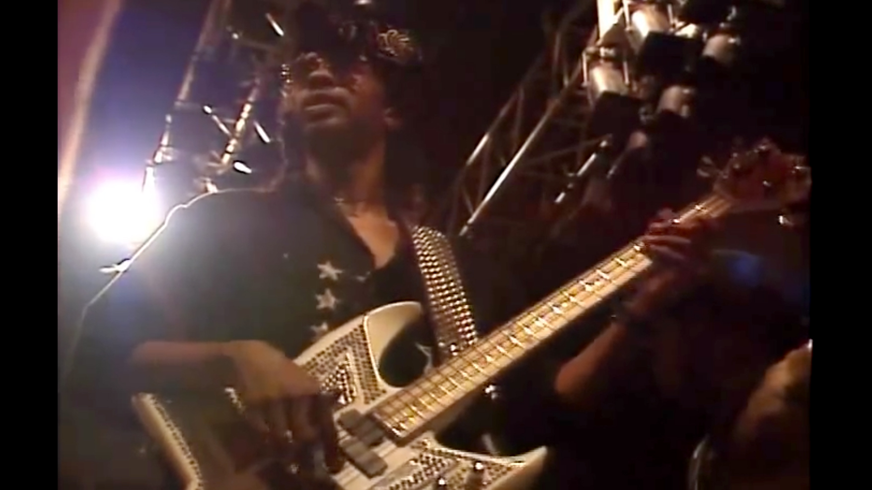 Bootsy Collins: 1993 Band Rehearsal – No Treble