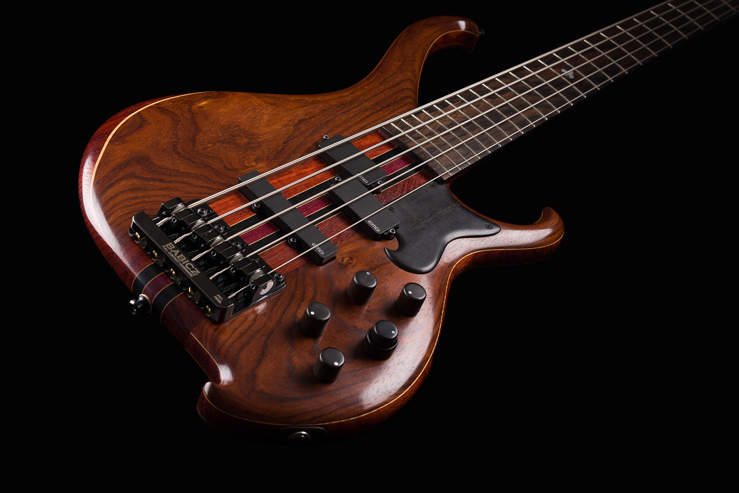 Bass of the Week: Stellart Guitars Athena – No Treble