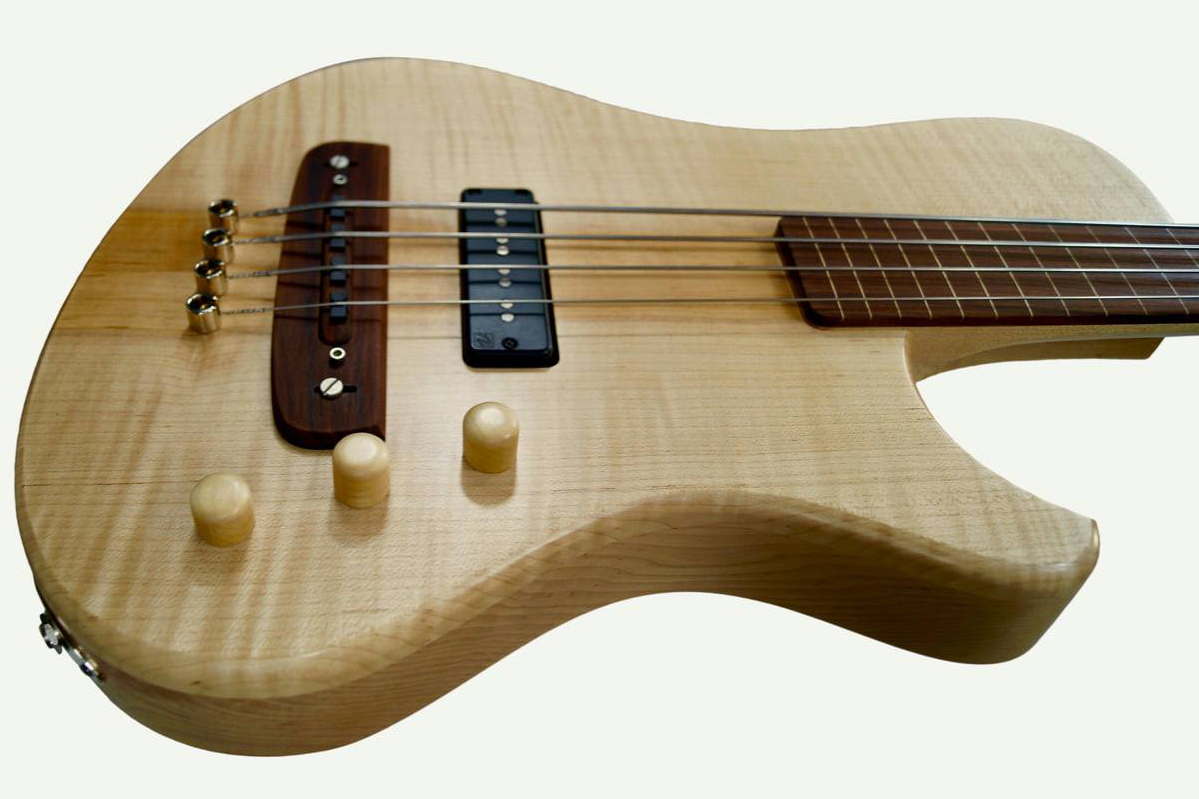 Bass of the Week: Kristall Basses ROOM 4 – No Treble