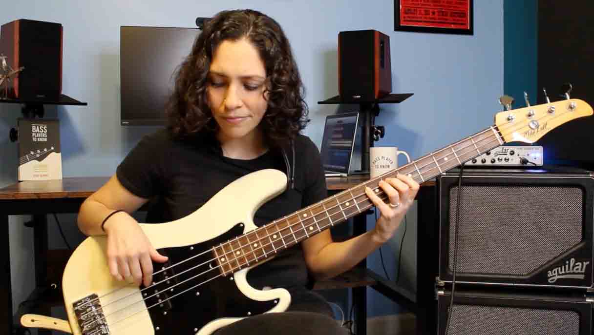 Keep It Groovy: Basic Tips For Improvising A Bass Line While Jamming Or ...