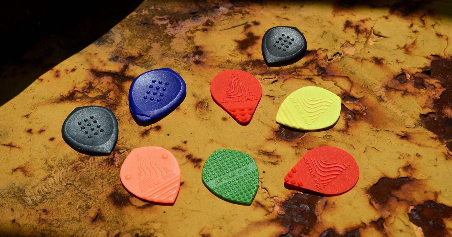 Acoustik Attak Introduces Stealth XL and Juggernaut Picks – No Treble