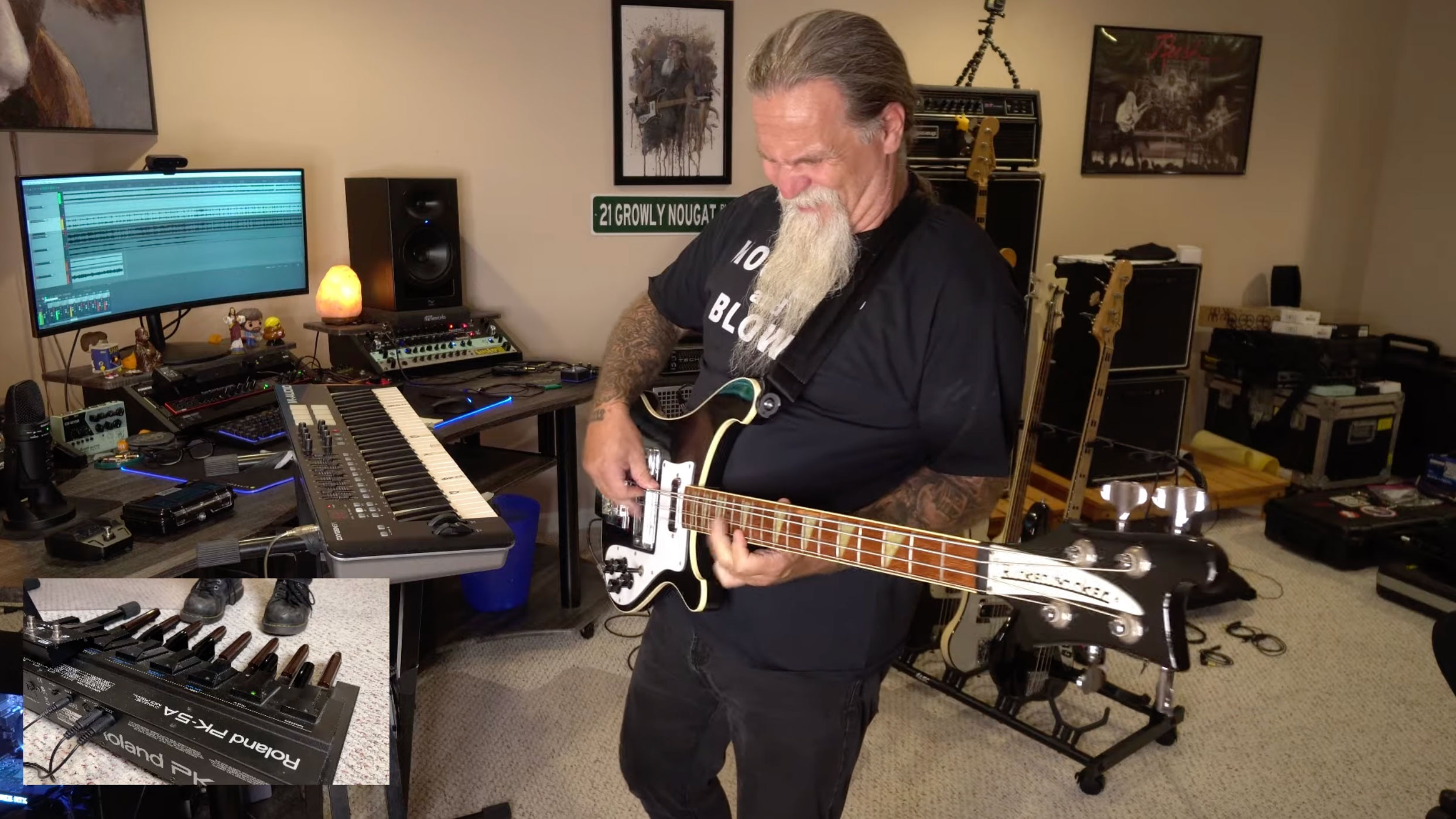 Tim Starace: “La Villa Strangiato” Bass/Keys/Pedals Cover – No Treble