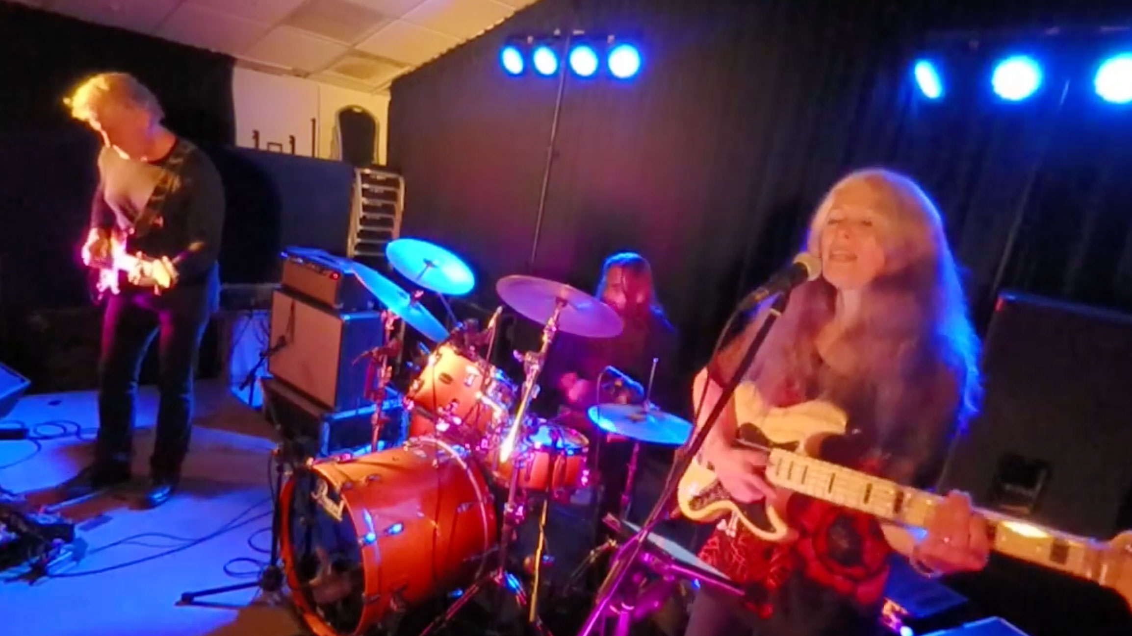 Rebecca Johnson Band: You Got The Love – No Treble
