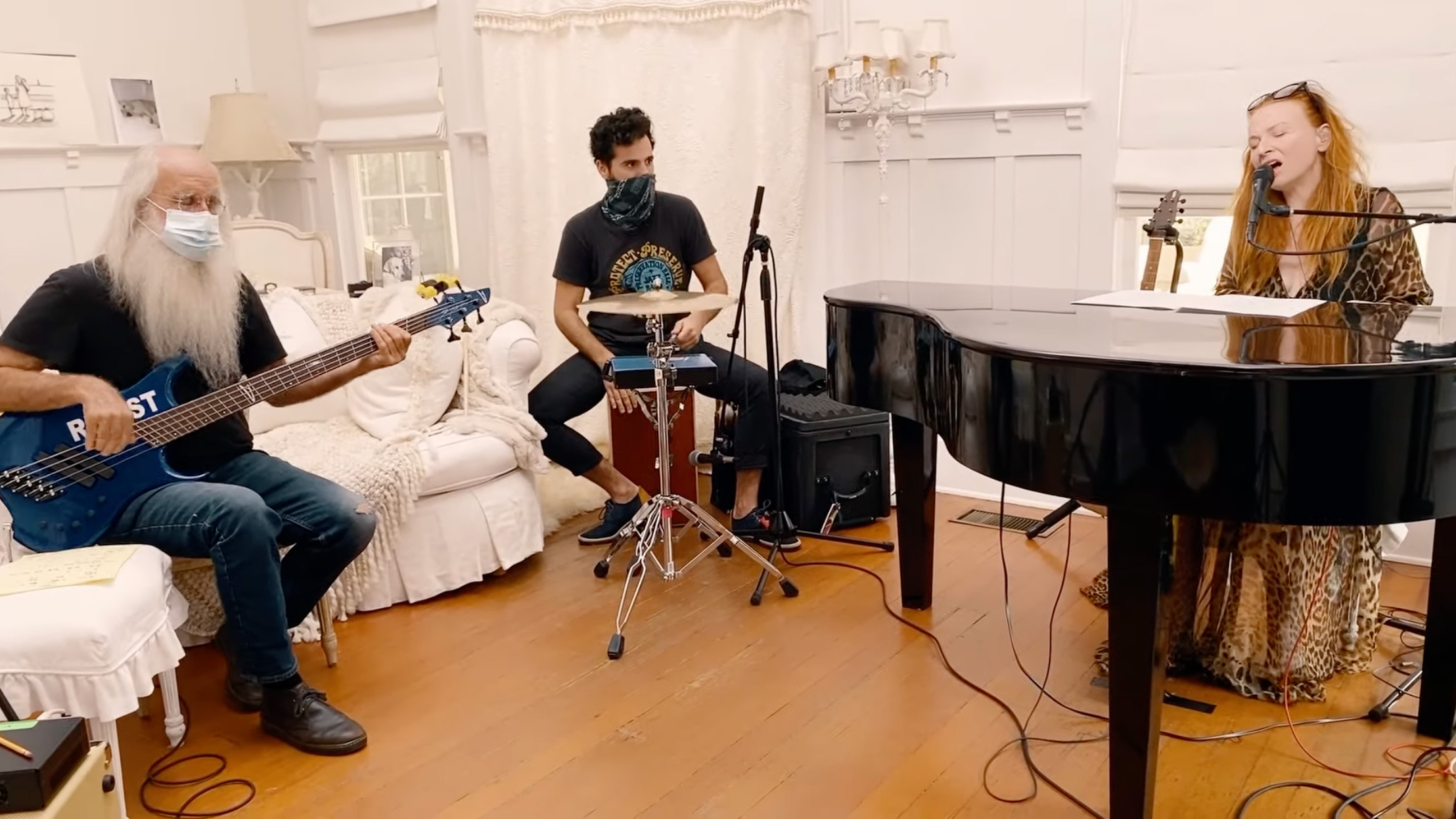 Judith Owen, Leland Sklar, and Pedro Segundo: September – No Treble