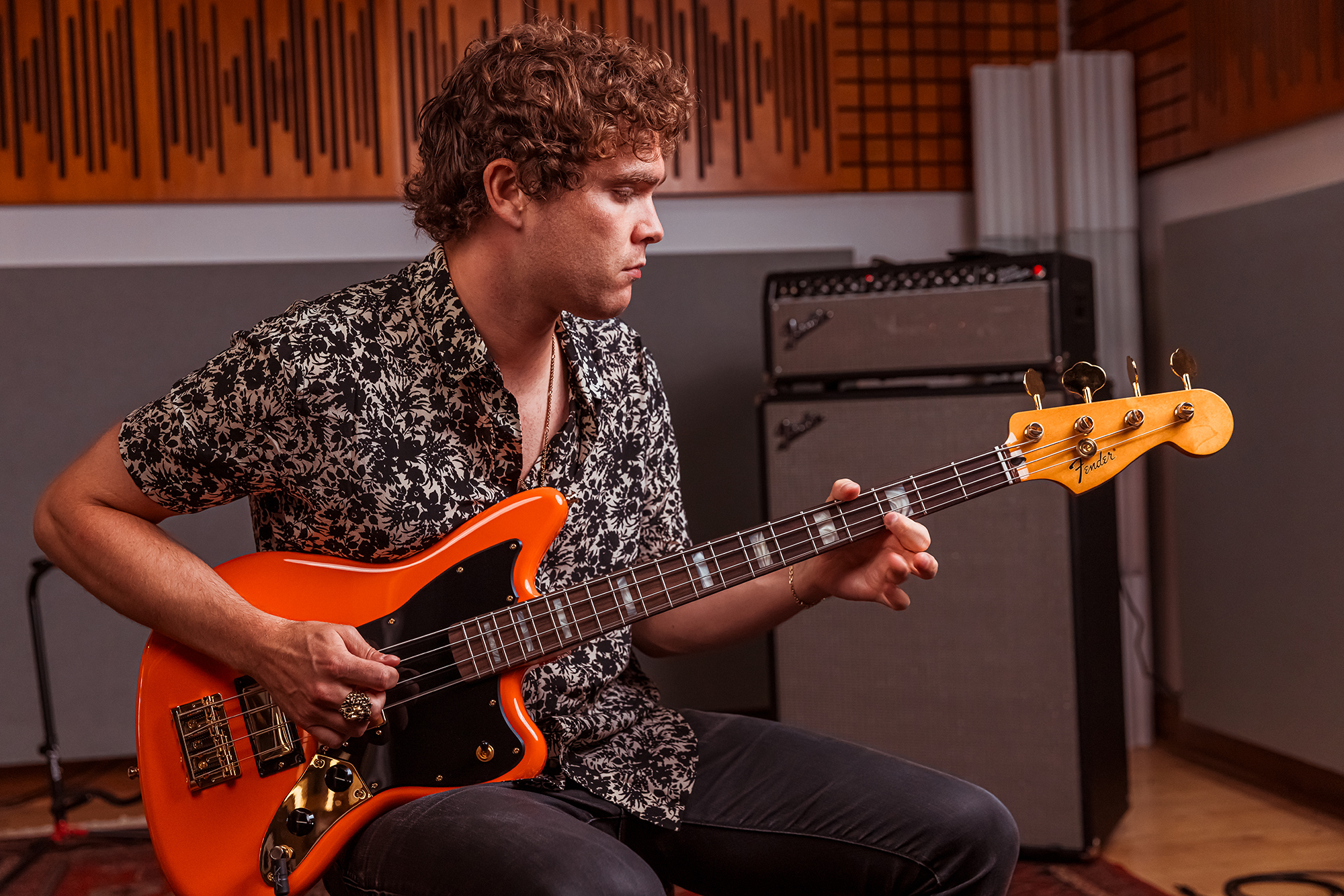 Fender Announces the Limited Edition Mike Kerr Jaguar Bass – No Treble