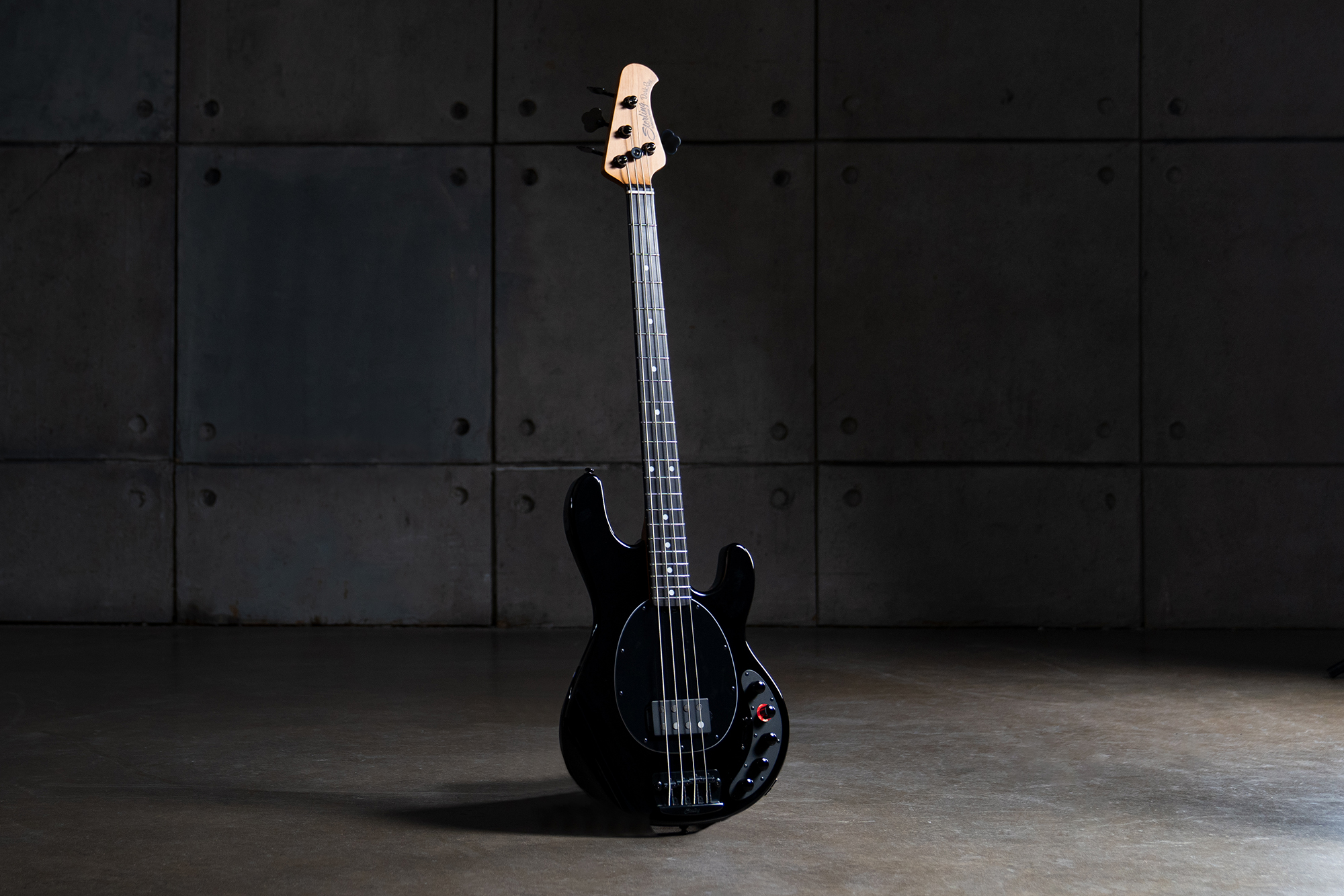 Sterling By Music Man and Darkglass Electronics Launch DarkRay Bass ...