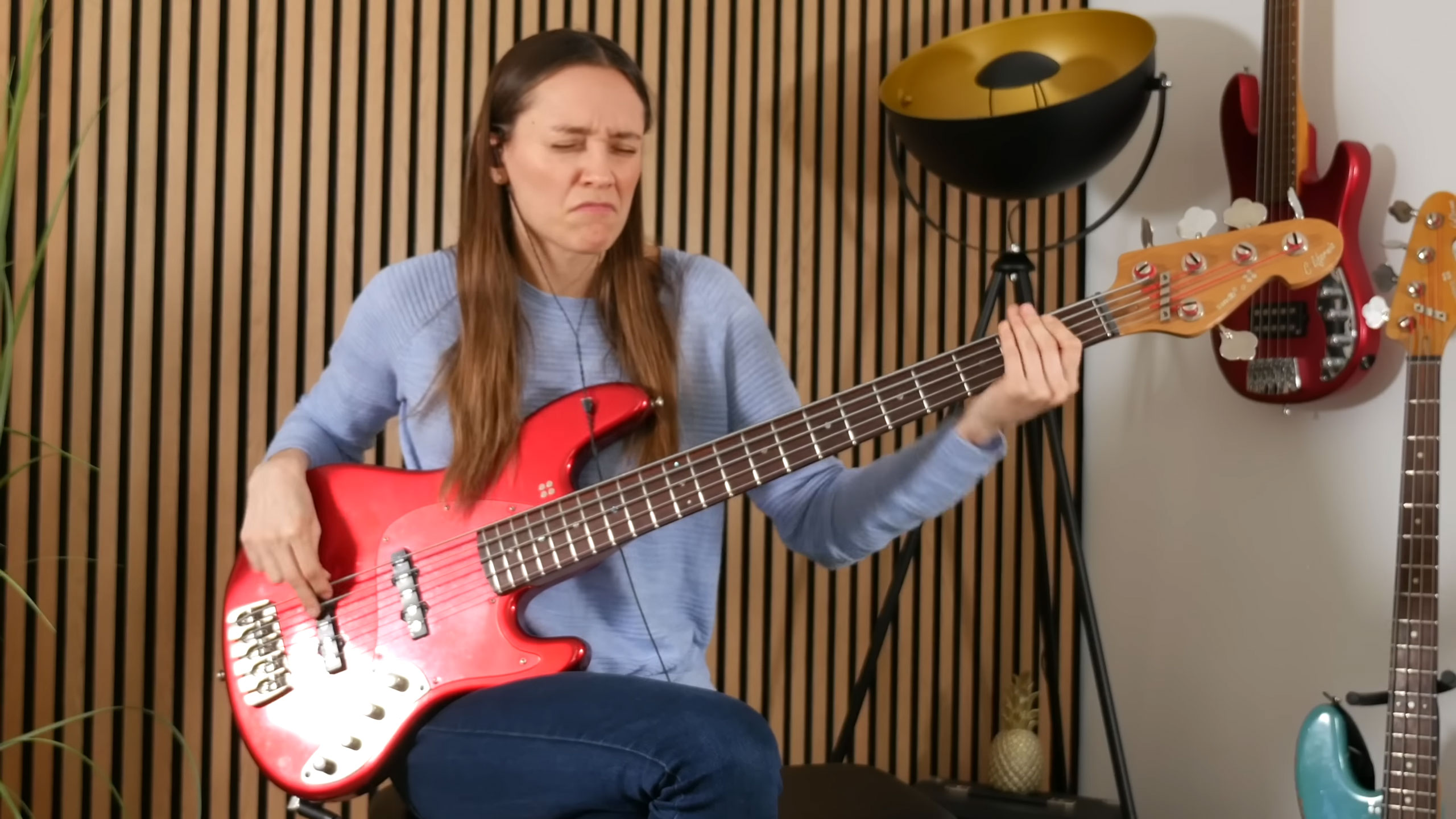 Julia Hofer Bassist : Portrait, Julia Hofer, Art, pédagogie et ...