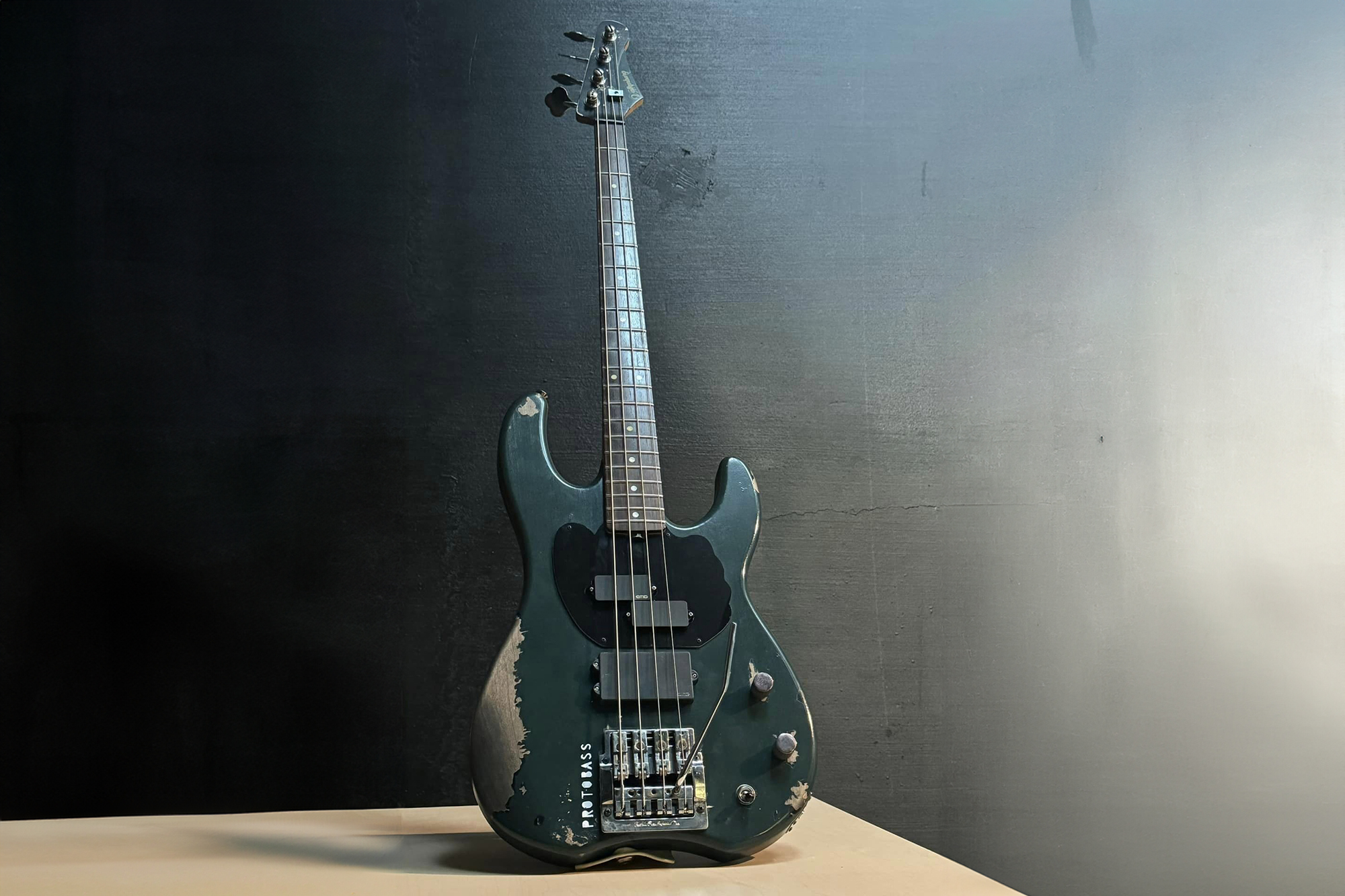 Valkenburg Announces the David Pastorius Proto Bass – No Treble