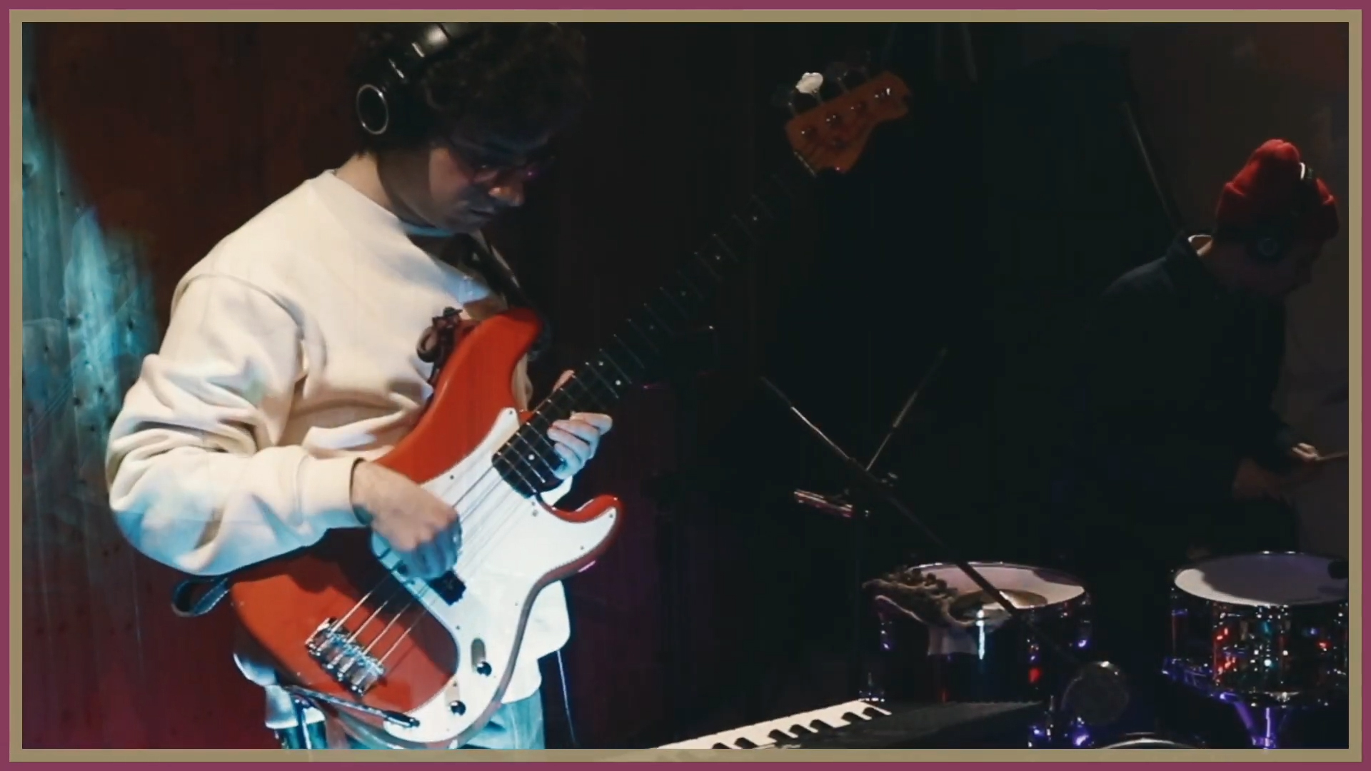 Neon River: Pinkamen – No Treble