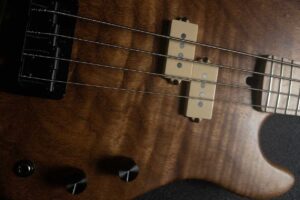 Bass of the Week: This Custom Short Scale Bass from RKM Is a Stunning ...