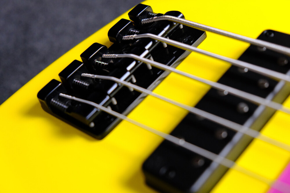 Bass of the Week: Inside the “SUPERFRO” – A MonoNeon-Inspired Custom ...