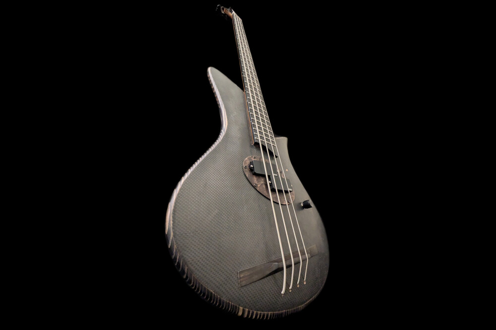 Bass of the Week: A Game-Changing Neck? Meet Sam Houston’s Radius Bass ...